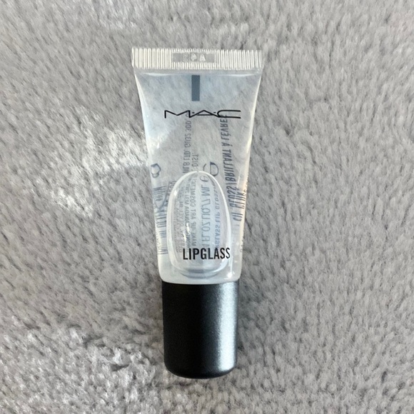 MAC Cosmetics | Makeup | 525 New Mac Cosmetics Clear Lipglass 24 Oz ...